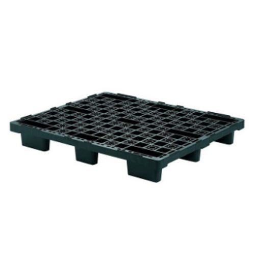 Nestable Plastic Pallets | Pallets | Manutan UK