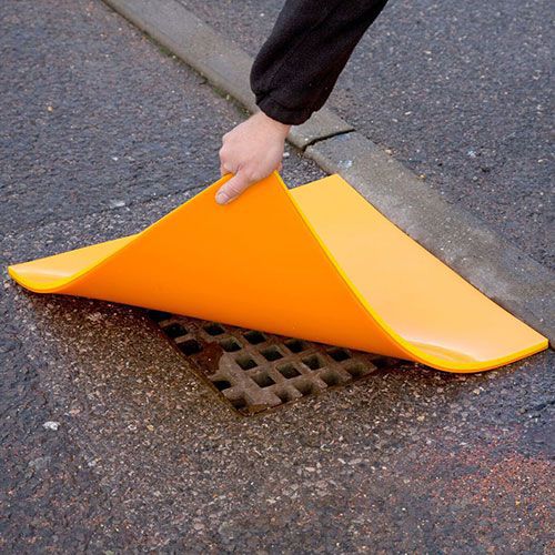 Polyurethane Square Drain Covers | Industrial Supplies | Manutan UK