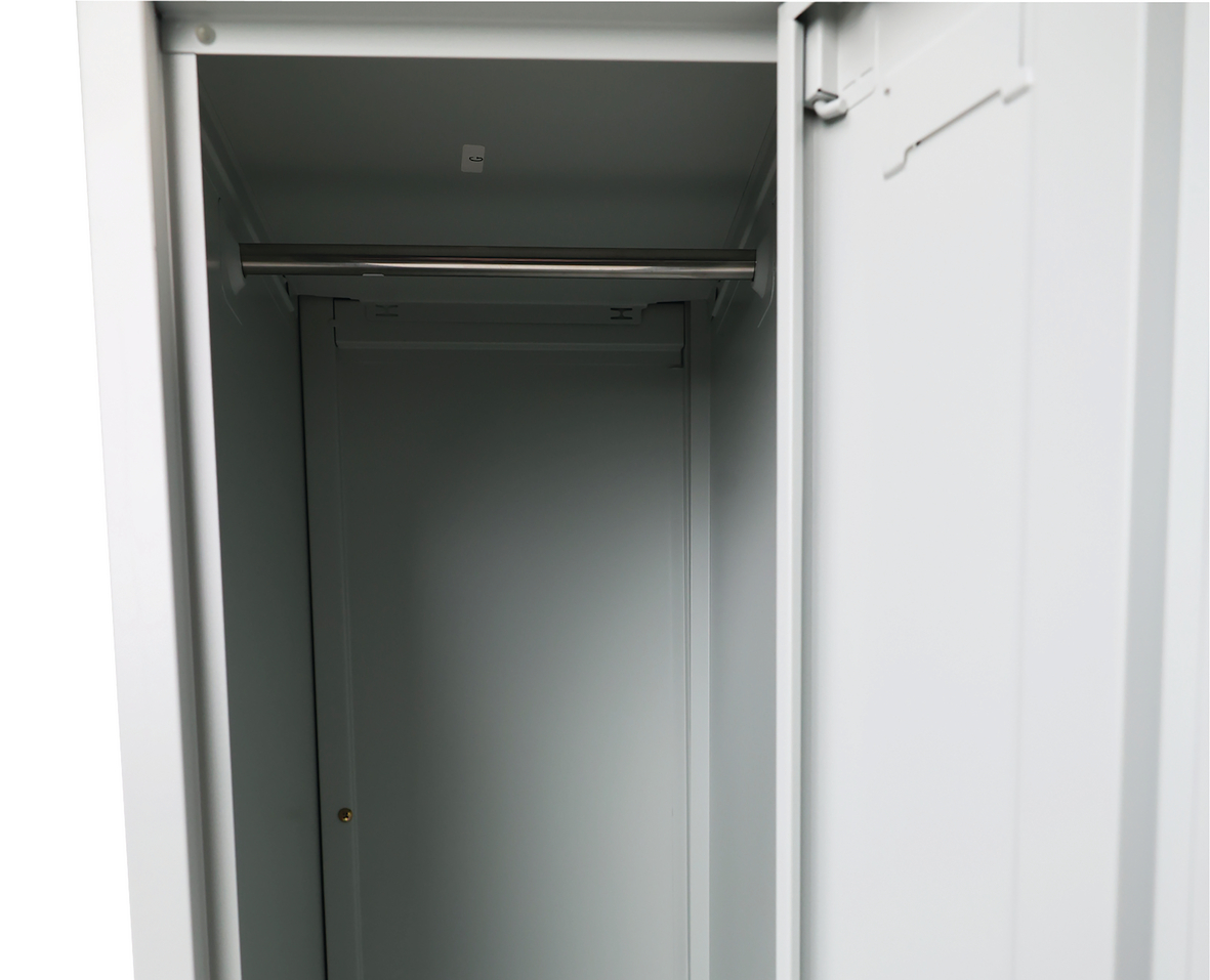 Multi-compartment locker with hanging rail - On base - 3 columns ...