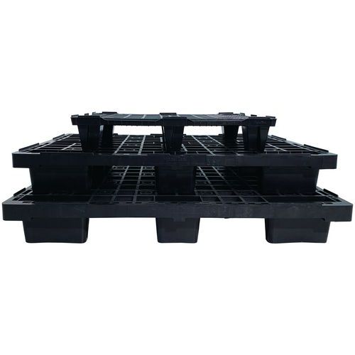 Lightweight Stackable Recycled Pallet - Manutan