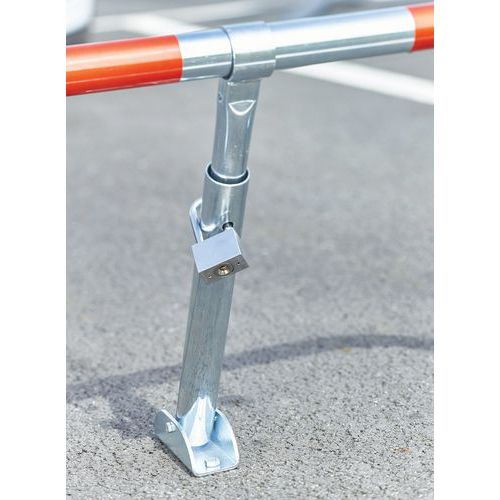 Car Park/Driveway Barrier With Padlock - Automatic Locking - Manutan ...