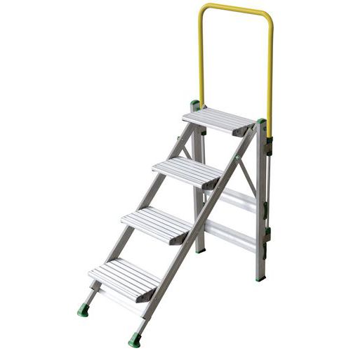 Folding Aluminium Steps | Ladders | Manutan