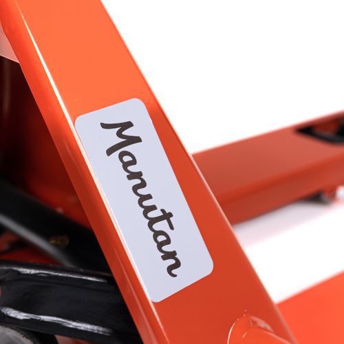 Pallet Truck 2000kg Capacity | Pump Trucks | Manutan