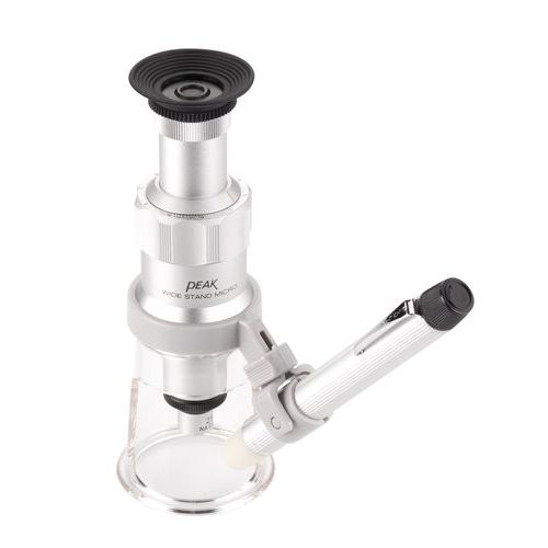 Pocket microscope with light - 40x magnification - Manutan.co.uk