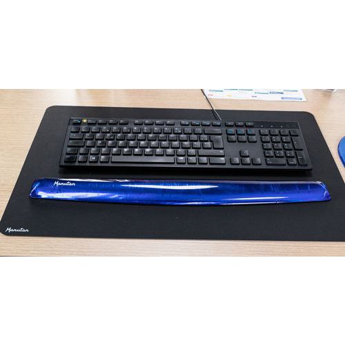 Gel Wrist Rest For Keyboard - Ergonomic - Manutan Expert - Manutan.co.uk