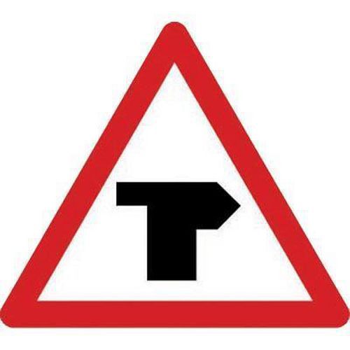Class 2 Major Road - Right Sign | Signs & ID | Manutan UK