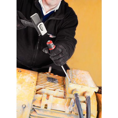 5-piece pound through screwdriver set - Manutan.co.uk