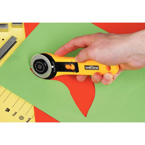 Rotary-blade cutter - Manutan.co.uk