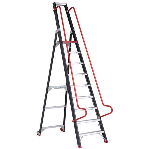 Taurus warehouse step ladder - Manutan.co.uk