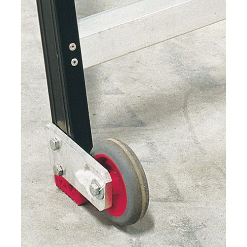 Taurus warehouse step ladder - Manutan.co.uk