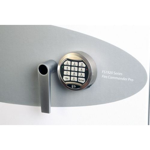 Office Cupboard & Safe - Key Locking - Manutan UK