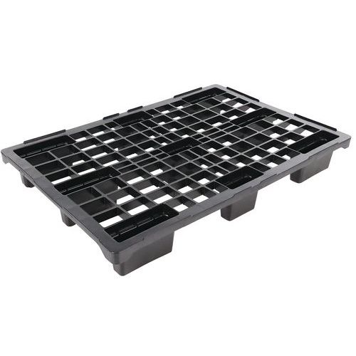 Heavy Duty Recycled Plastic Pallets - Manutan UK