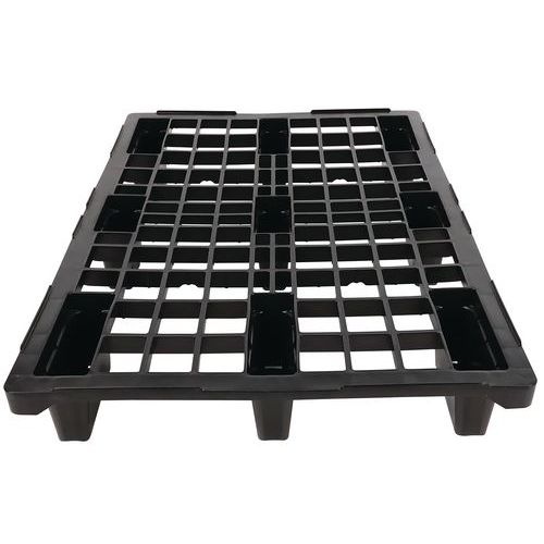 Heavy Duty Recycled Plastic Pallets - Manutan UK