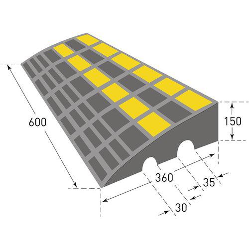 Yellow/Black Heavy Duty Kerb Ramp | Traffic & Pedestrian | Manutan UK